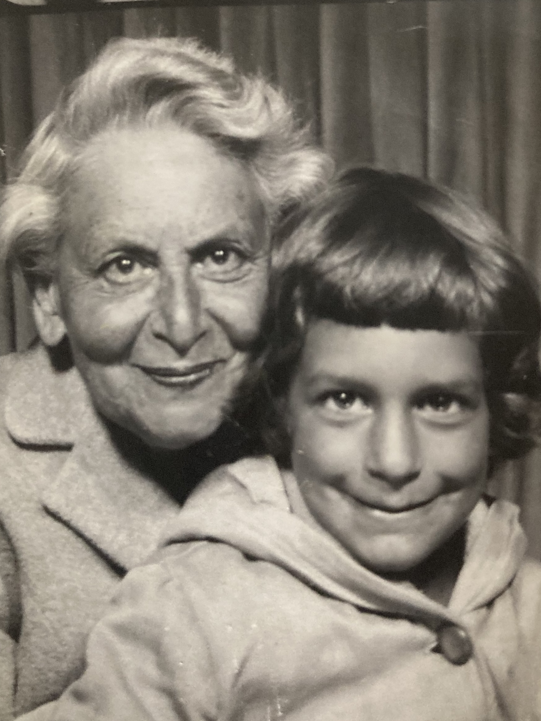 Cover Reveal: ELSA’S CHESSBOARD | VIVIAN KIRKFIELD – Writer for Children